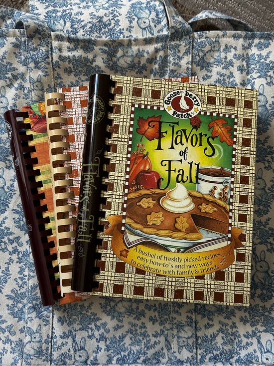 Gooseberry Patch | Kitchen | Vintage Early 200s Gooseberry Patch Fall ...